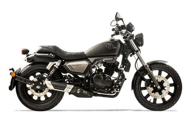 Keeway K-Light 202 vs B52 Bombardier | Comparacion | Somos Moto | Perú